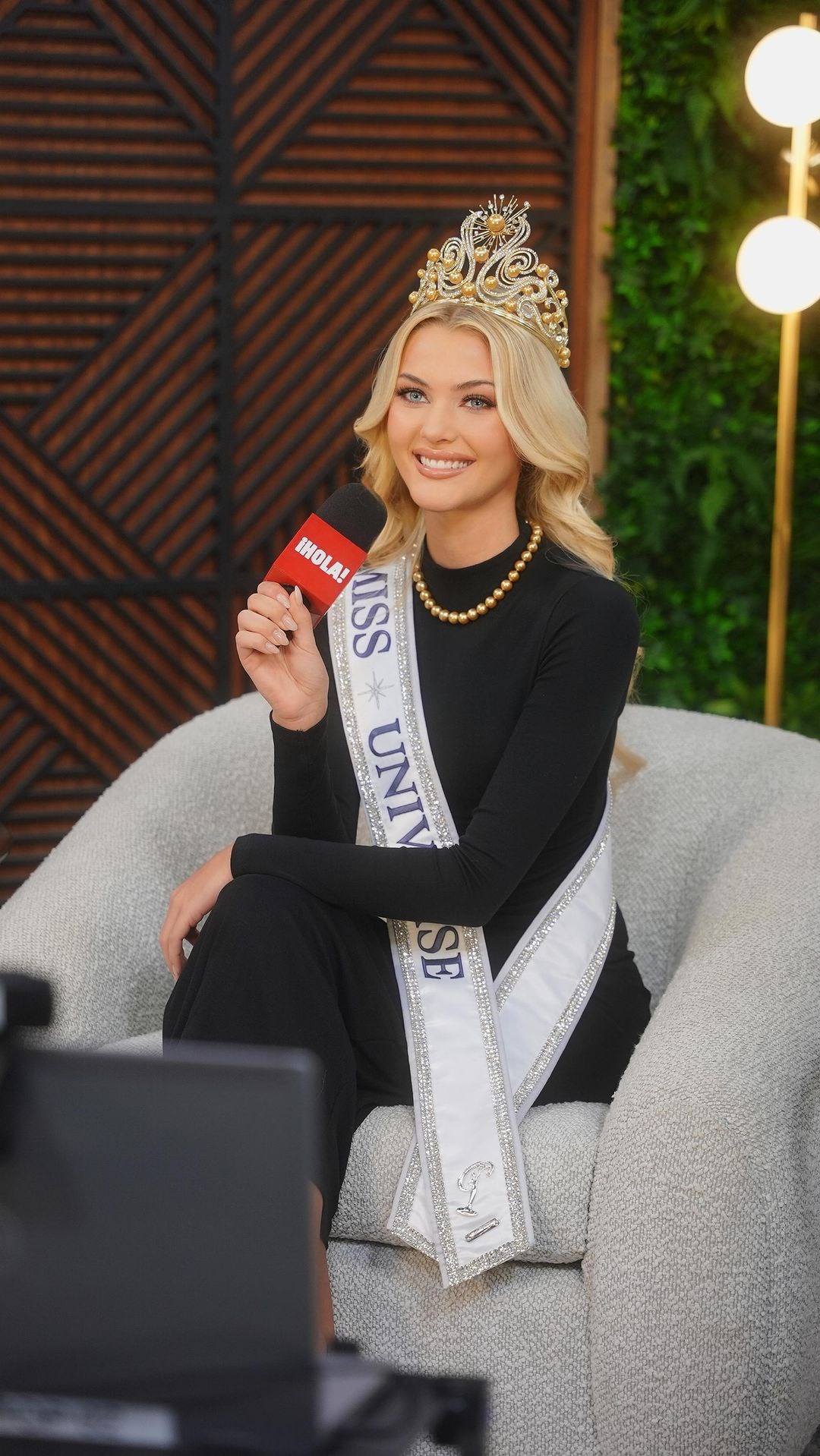 más de mi Barbie Queen DIOSVicky MU 2024 - Reinas de Belleza Int ...