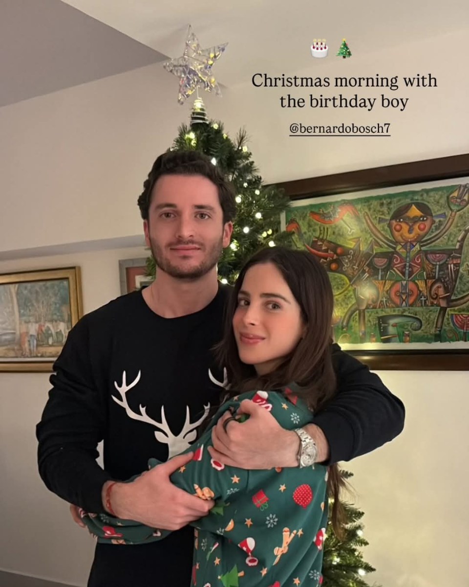 Feliz Navidad 🎄les desea Fatima Botch Fernandez 👑 - Reinas de Belleza ...